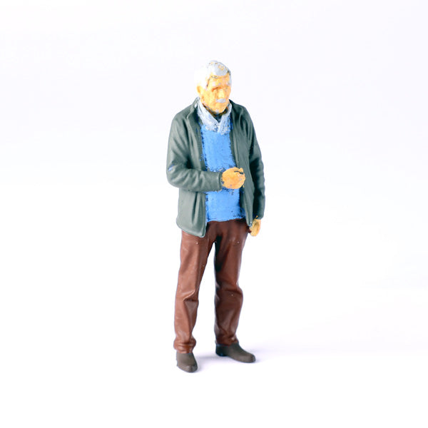 Tara Figures DSP076 - Grandpa in Sweater – Slot Car Supply
